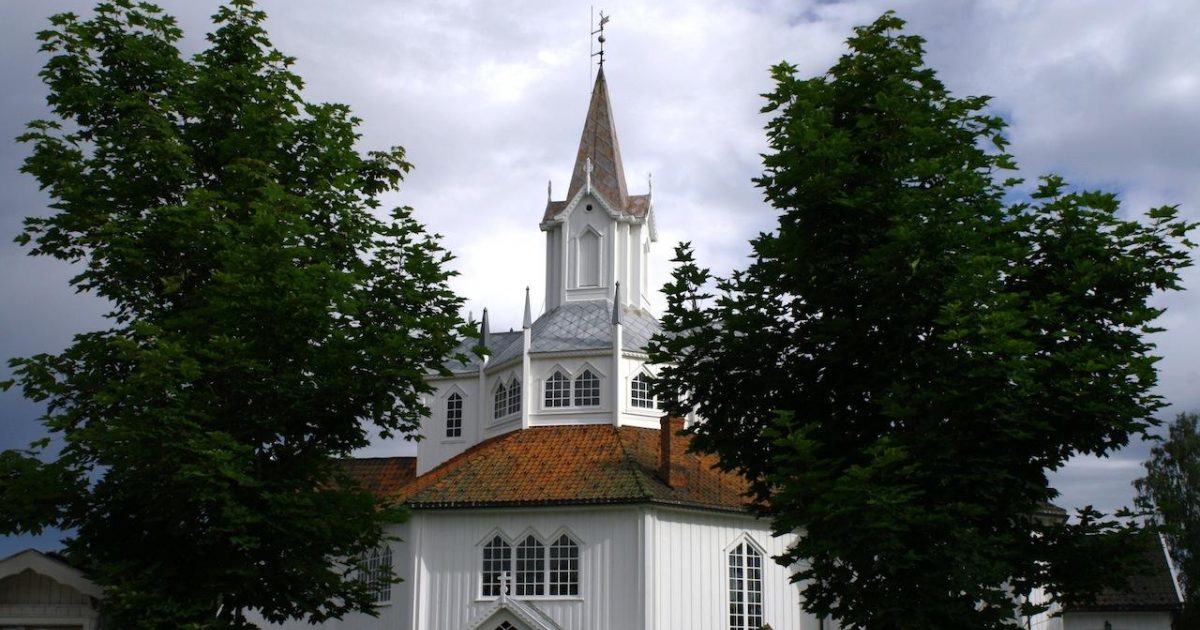Pilegrimsleden | Tangen kirke