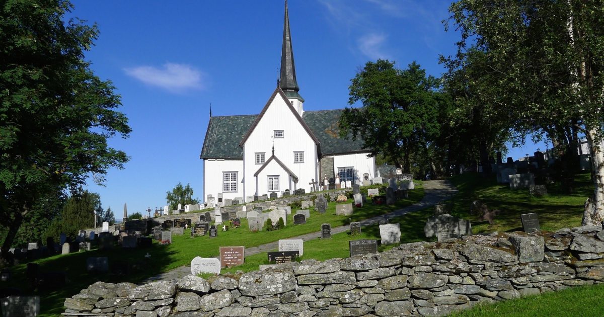 Pilegrimsleden | Oppdal kirke